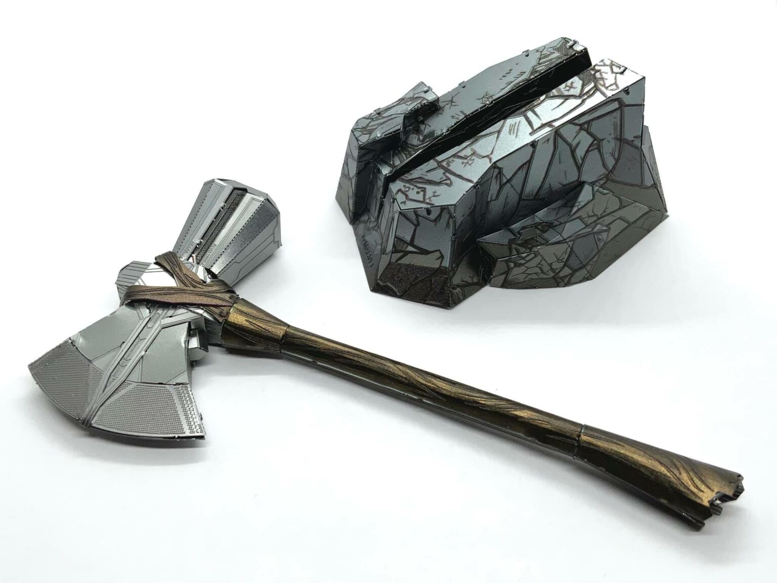 Stormbreaker Marvel - Metal Earth Onlineshop